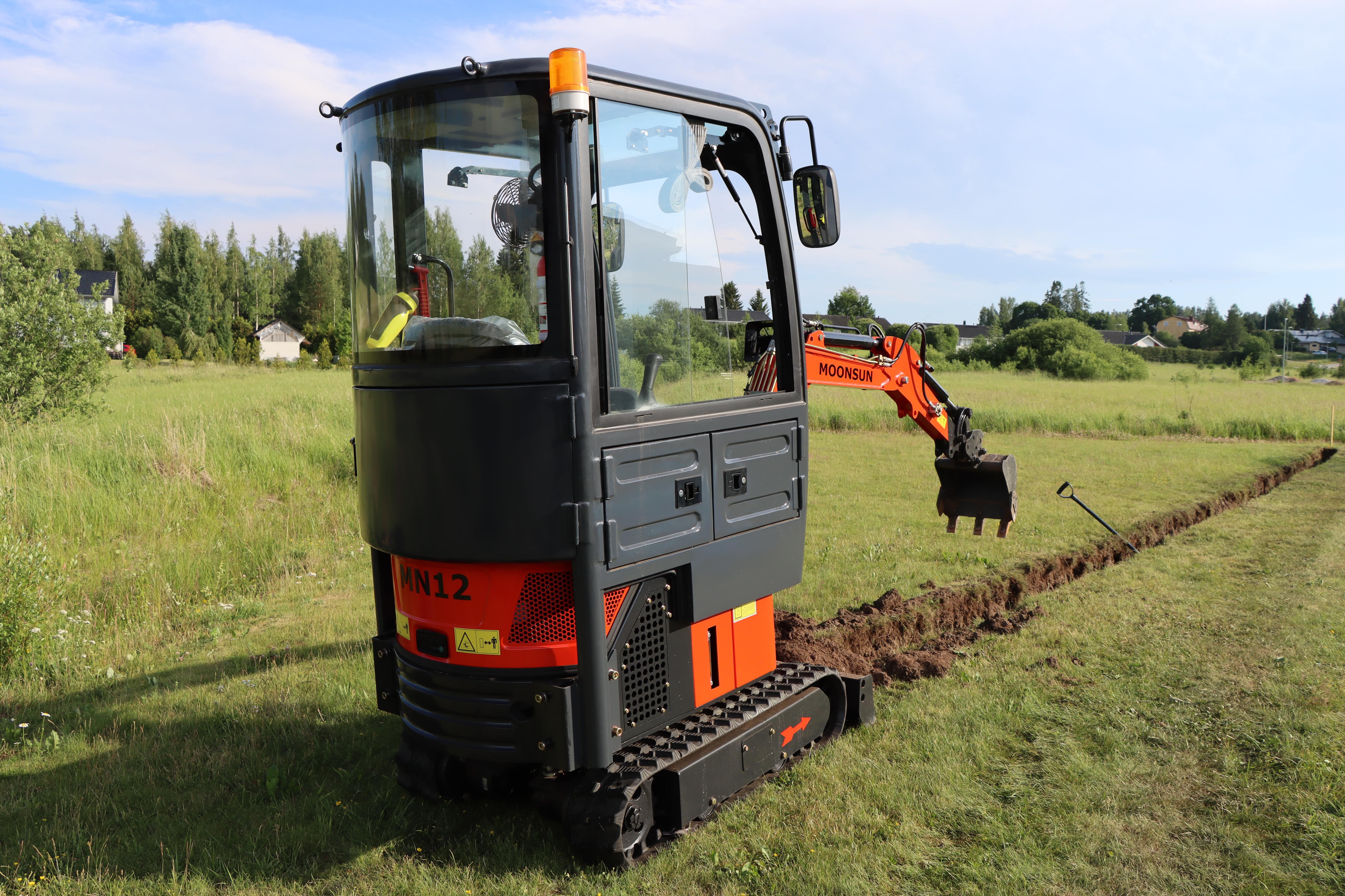 Hytillinen Minikaivuri Moonsun MN12 | Kaivinkoneet | Kone-Glans