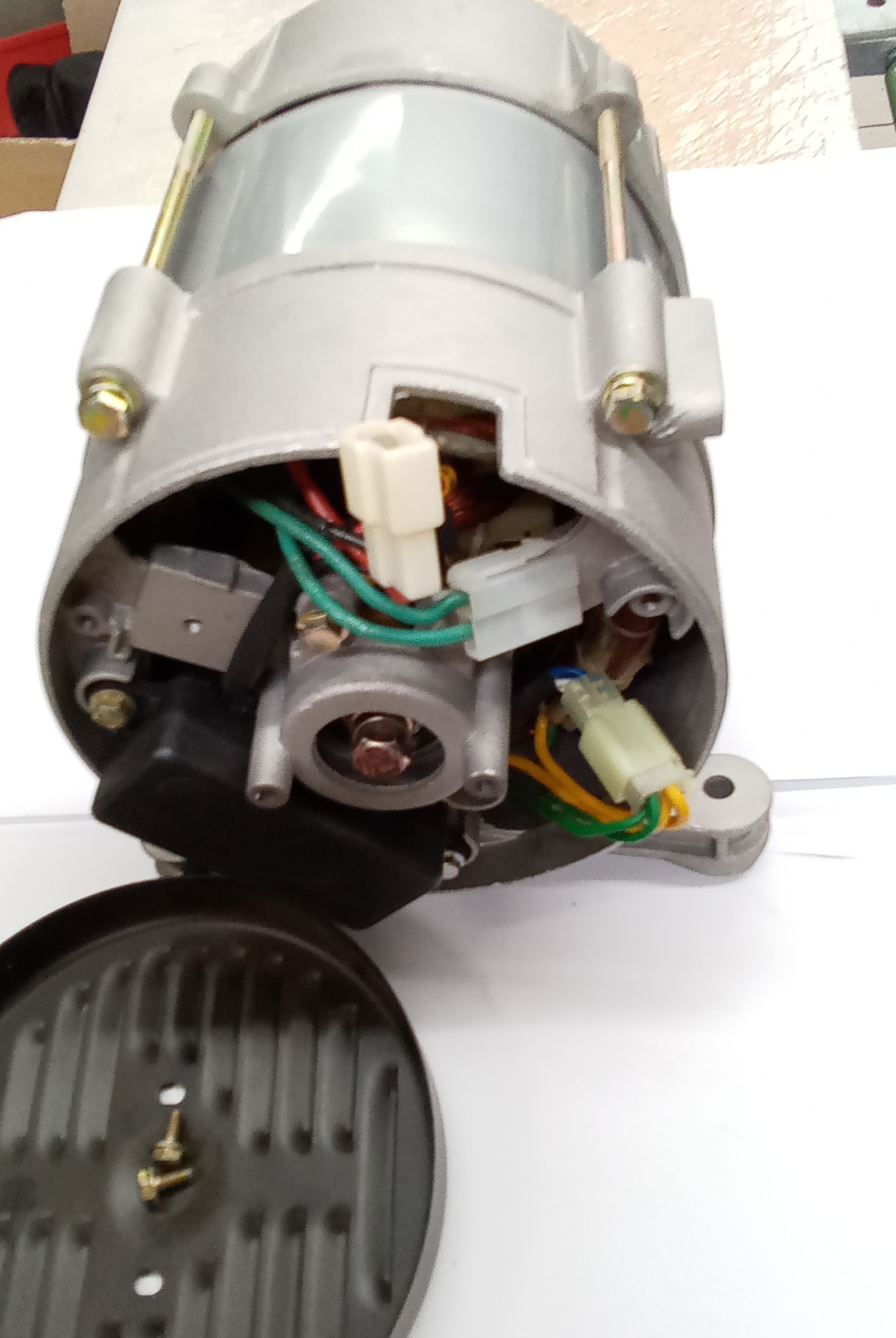 Generaattori 2kW, täydellinen - HT2500 | Bensiini-aggregaatit | Kone-Glans