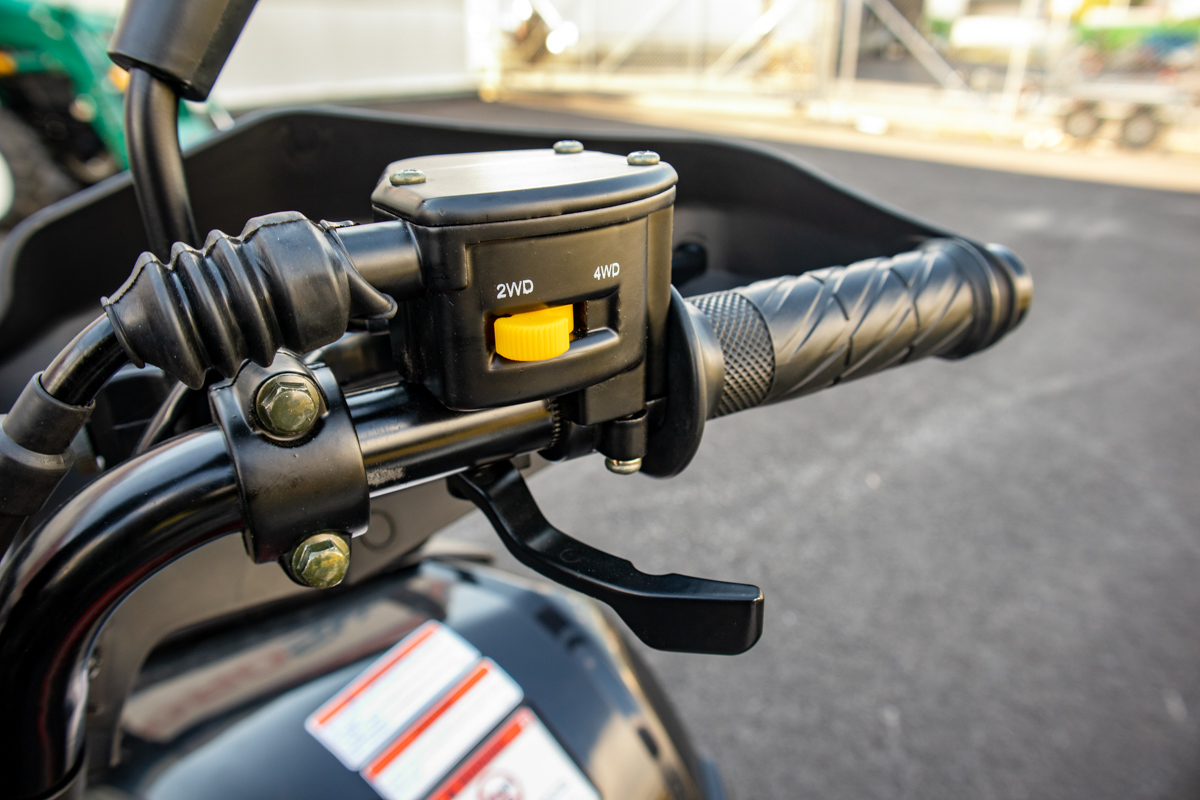 Traktorimönkijä Linhai 320 Promax EFI T3B All Inclusive -paketilla ...