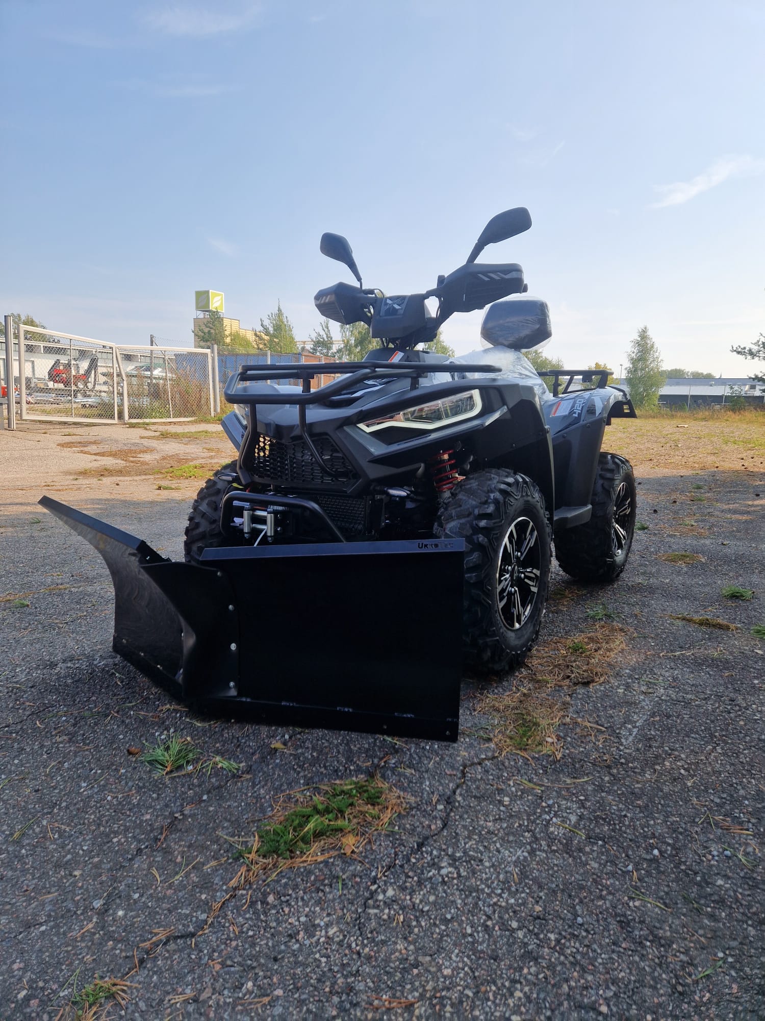 Traktorimönkijä Linhai 500 Promax EPS EFI T3B V-auralla | Linhai | Kone ...